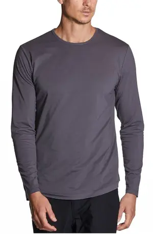 CUTS Ao Curved Hem Long Sleeve T-shirt Cast Iron
