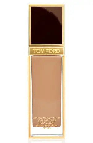 TOM FORD Shade And Illuminate Soft Radiance Foundation Spf 50 - 8.2 Warm Honey