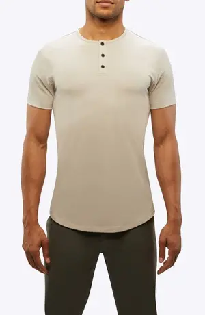 CUTS Ao Curved Hem Short Sleeve Henley Sand Dune