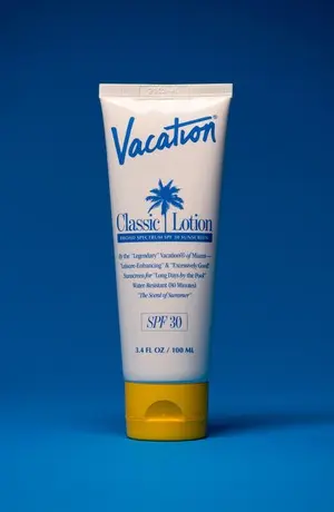 VACATION Classic Lotion Broad Spectrum Spf 30 Sunscreen - No Color