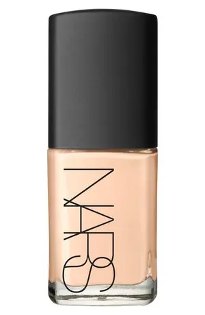 NARS Sheer Glow Foundation Yukon