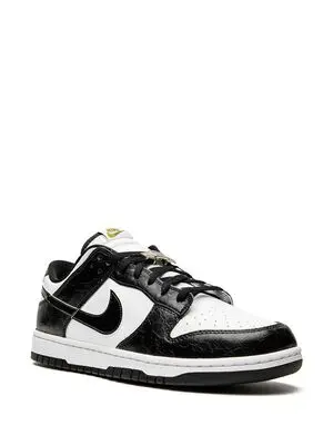 Nike Dunk Low World Champ Sneakers - White