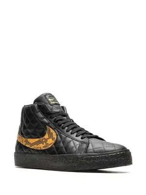 Nike X Supreme Sb Blazer Sneakers - Black