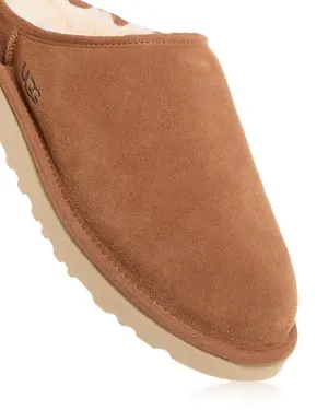 UGG Classic Slip-on Slippers - Chestnut