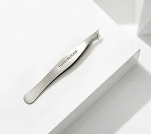 TWEEZERMAN Pointed Slant Tweezer - One-color