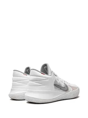 Nike Kyrie Flytrap Sneakers - White