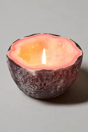 AMETHYST & AMBER CANDLES Crystal Geode Candle - Rose Quartz