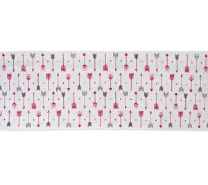 DESIGN IMPORTS 14' X 108' Hearts & Arrow Print Ble Runner