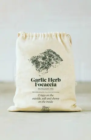 BROOKLYN BREW SHOP Garlic Herb Focaccia Making Kit