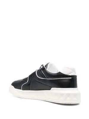 Valentino Garavani One Stud Low-top Nappa Sneakers - Black