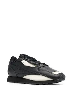 MAISON MARGIELA X Reebok Memory Of Leather Sneakers - Black