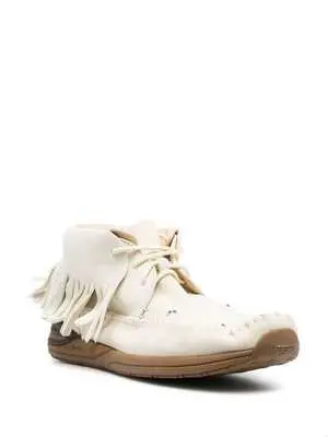 Visvim Shaman-folk Fringed Desert Boots - White