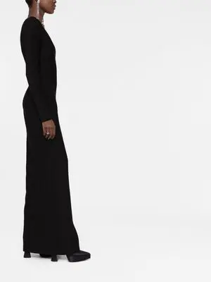 MONOT Plunging V-neck Gown