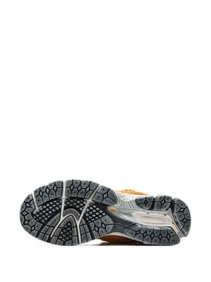 NEW BALANCE 2002r Protection Pack Sneakers