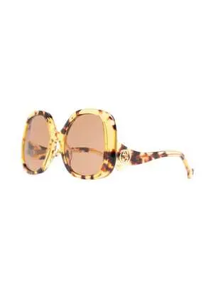 Gucci Logo-plaque Oversized Sunglasses
