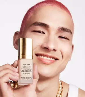 Dolce & Gabbana Velvetskin Natural Matte Foundation Spf 30
