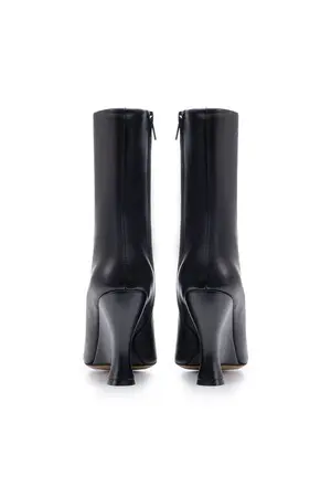 BROOKLYN BANDIT Eva Leather Booties