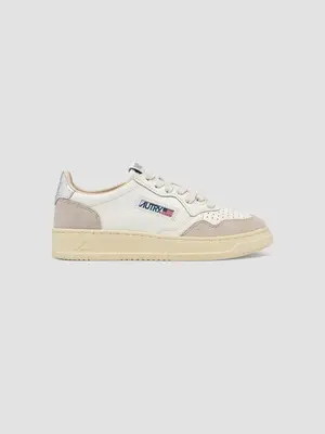 AUTRY Medalist Leather Low-top Sneakers - White Silver