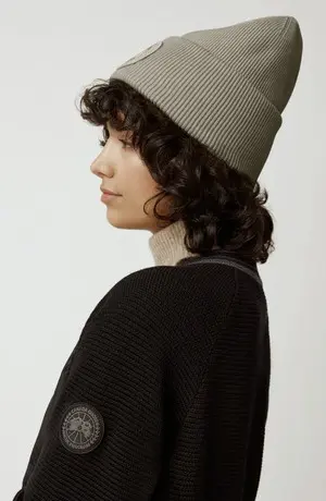 Canada Goose Arctic Merino Wool Toque Beanie - Limestone