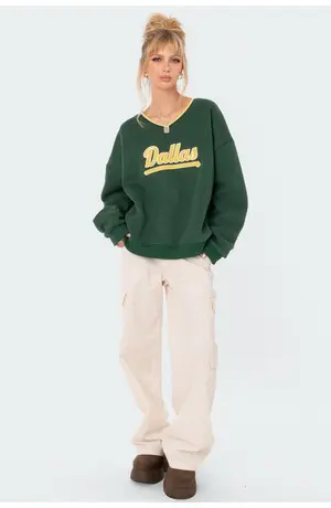EDIKTED Dallas Appliqué Sweatshirt