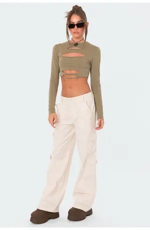 EDIKTED Slash Crop Top