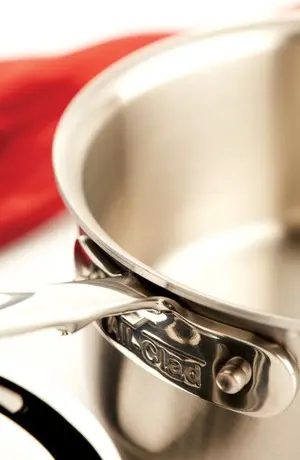 ALL-CLAD D5 Stainless Brushed 5-ply Bonded 1.5-quart Sauce Pan With Lid