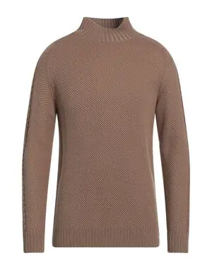 BROOKSFIELD Jacquard-knit Turtleneck - Beige