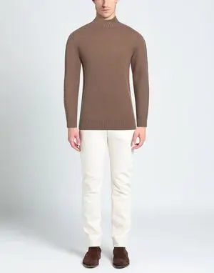 BROOKSFIELD Jacquard-knit Turtleneck - Beige