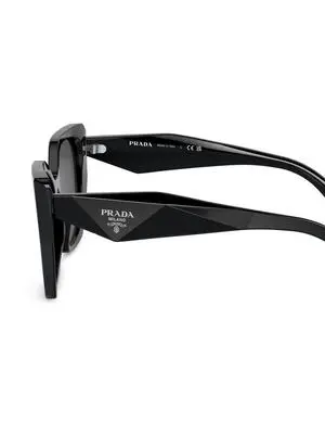 Prada Cat-eye Sunglasses - Black