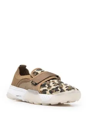 VANS Low-top Sneakers