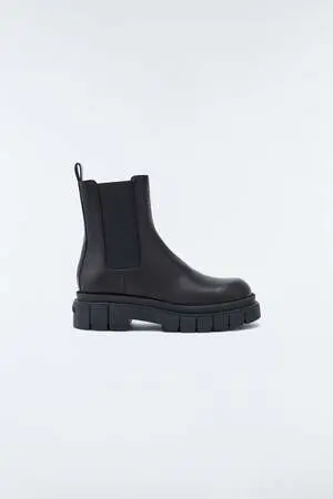 Mackage Storm-u Leather Chelsea Boots - Coffee
