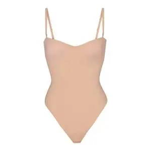 SKIMS Contour Lift Straight Neck Bodysuit