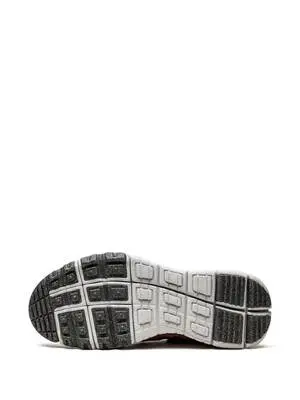Nike Free Terra Vista Sneakers - Brown