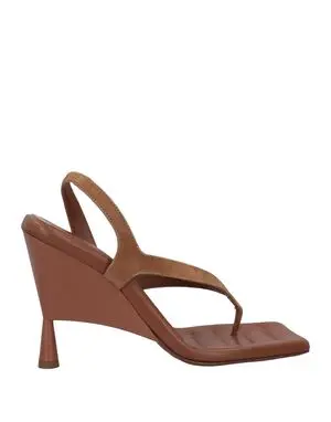 GIA / RHW Thong Sandals Brown