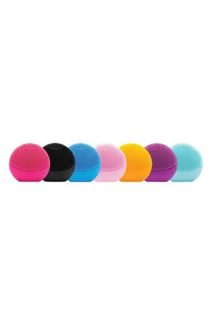 Foreo Luna™ Play Facial Cleansing Brush