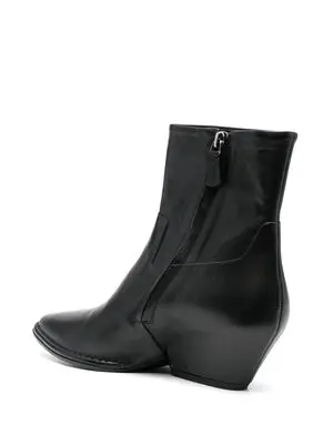 DEL CARLO Cuban-heel Pointed Ankle Boots