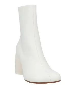 MAISON MARGIELA Soft Leather Ankle Boots - White
