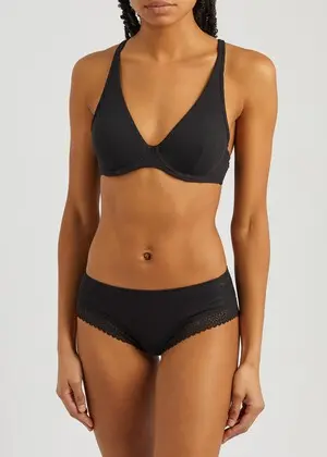 Simone Perele Eugenie Ribbed Underwired Plunge Bra - Black