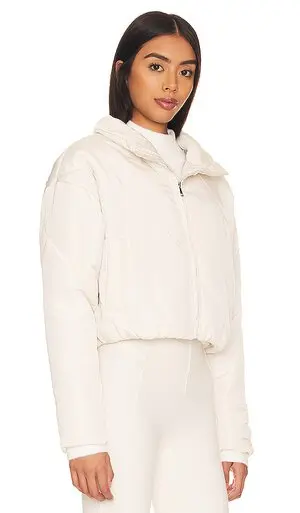 Superdown Rania Cropped Puffer Jacket - Bone