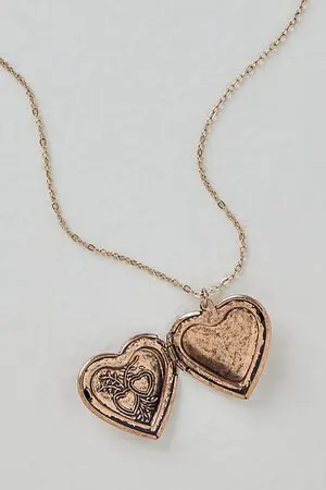 Free People Monogram Heart Locket Pendant Necklace - X