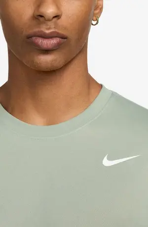 Nike Legend Long-sleeve Dri-fit Training T-shirt - Jade Horizon/white