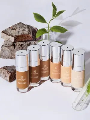 MACRENE ACTIVES High Performance Tinted Moisturizer - Medium