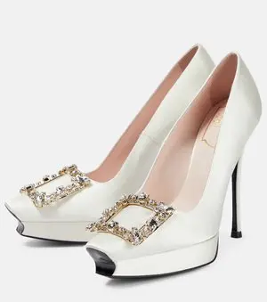ROGER VIVIER Flower Strass Platform Pumps