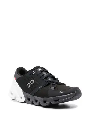 On Cloudflyer Low-top Sneakers - Black