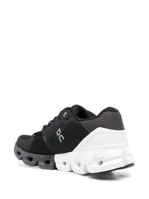 On Cloudflyer Low-top Sneakers - Black