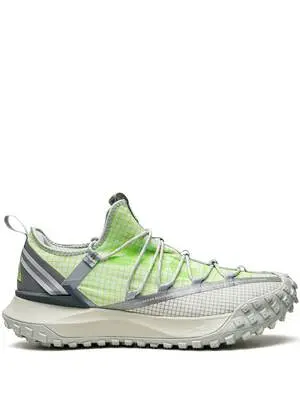 Nike Mountain Fly Low Se Sneakers