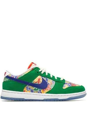 Nike Dunk Low Foam Finger Sneakers - Green
