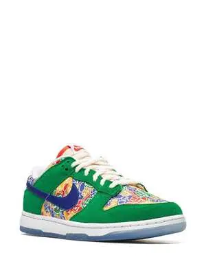 Nike Dunk Low Foam Finger Sneakers - Green