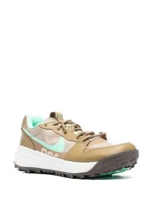 Nike Lowcate Sneakers