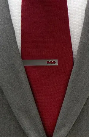 CUFFLINKS, INC. Batman Silhouette Tie Bar